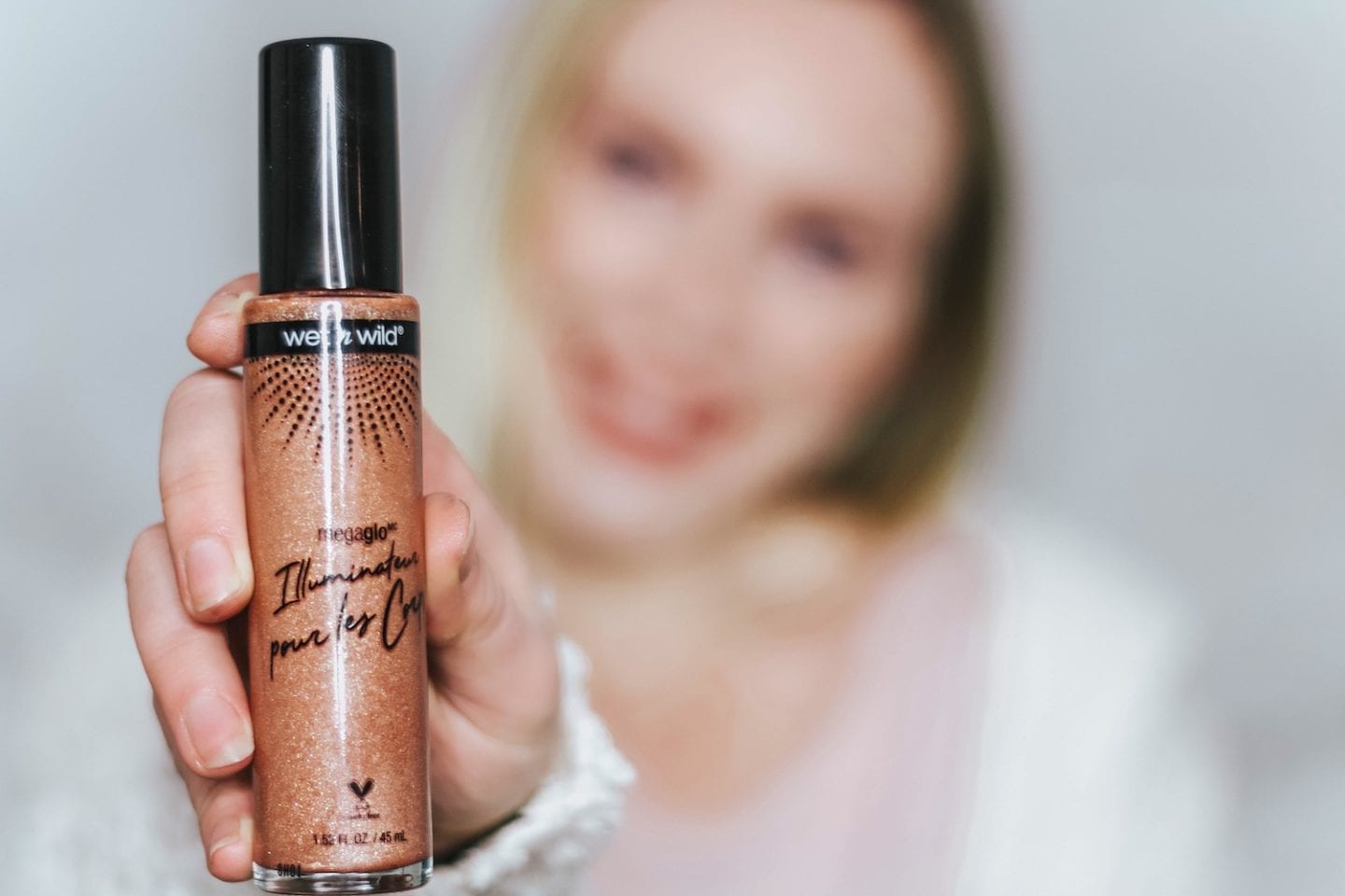 The #1 Body Shimmer, Just in Time for the Holidays - The Honeyed
